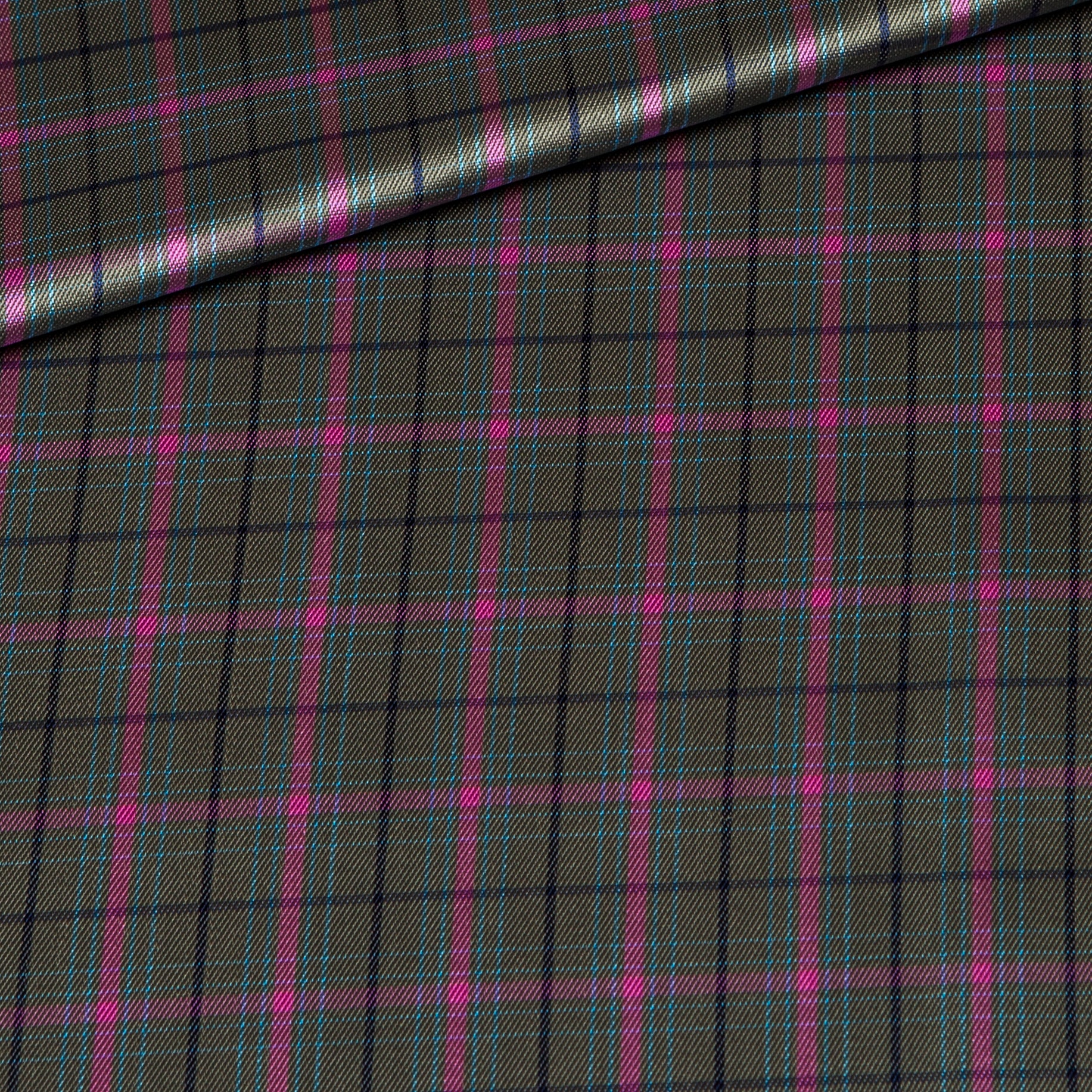 Yarn Colored Linings